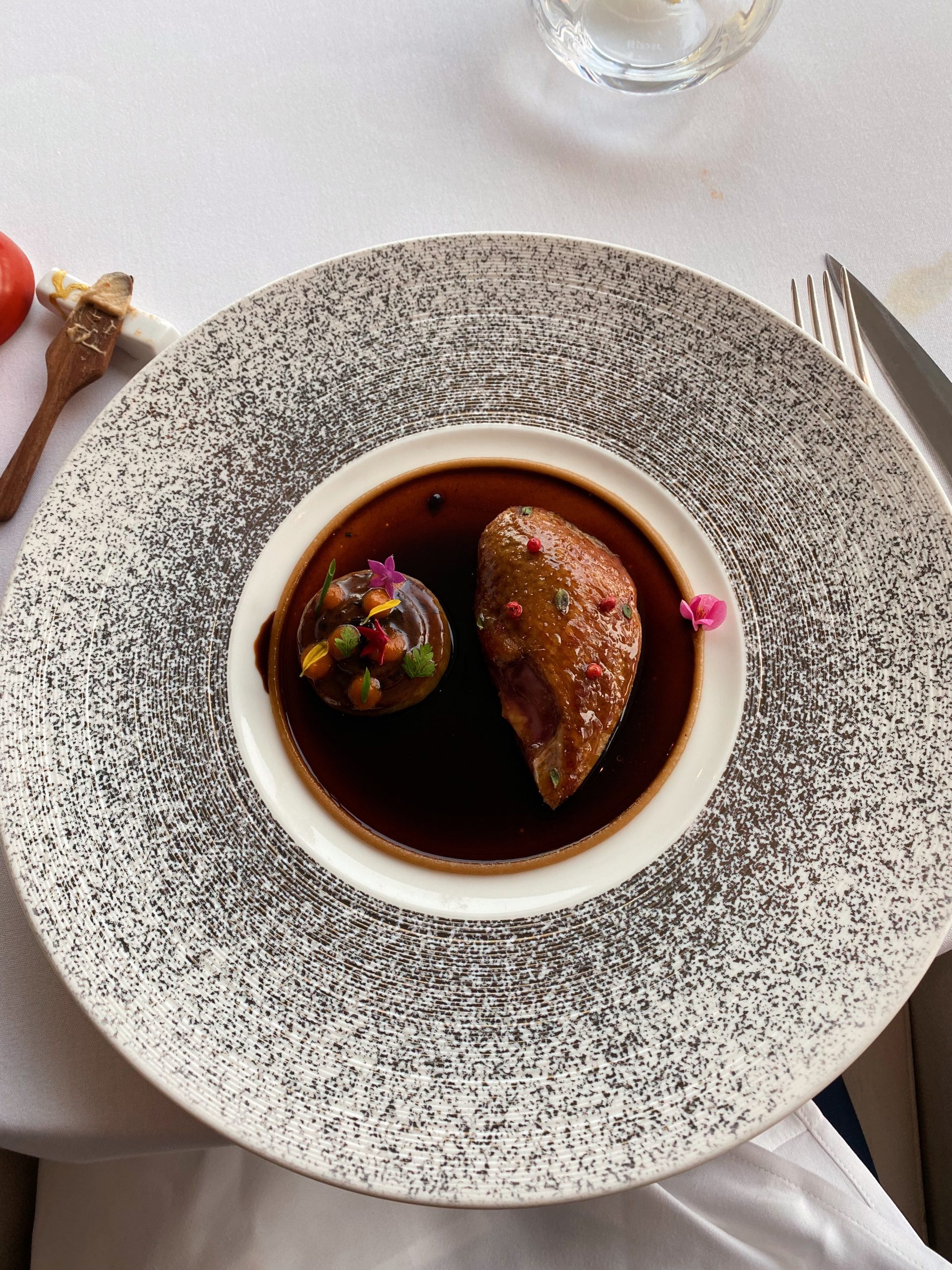 Edible Art: Mastering the Craft of Flower Garnishes in Culinary Delights"